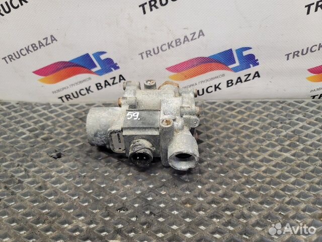 1304635 Кран ABS Daf XF105, Daf XF95 купить в Санкт-Петербурге DAF ...