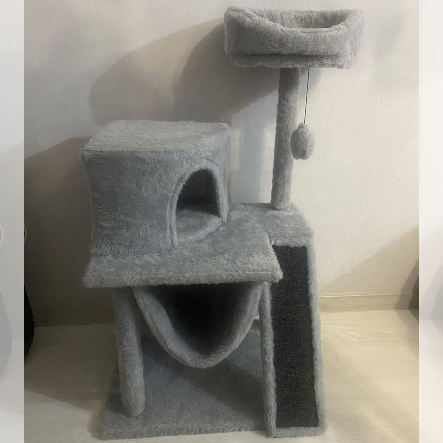 Домик с когтеточкой для кошек