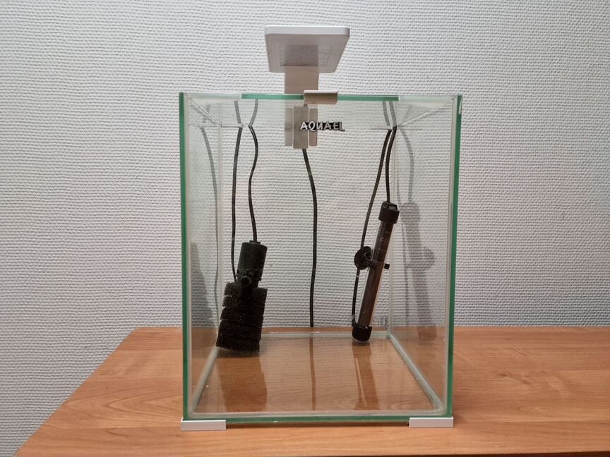 Аквариум 20л с оборудованием. бу. Всё рабочее