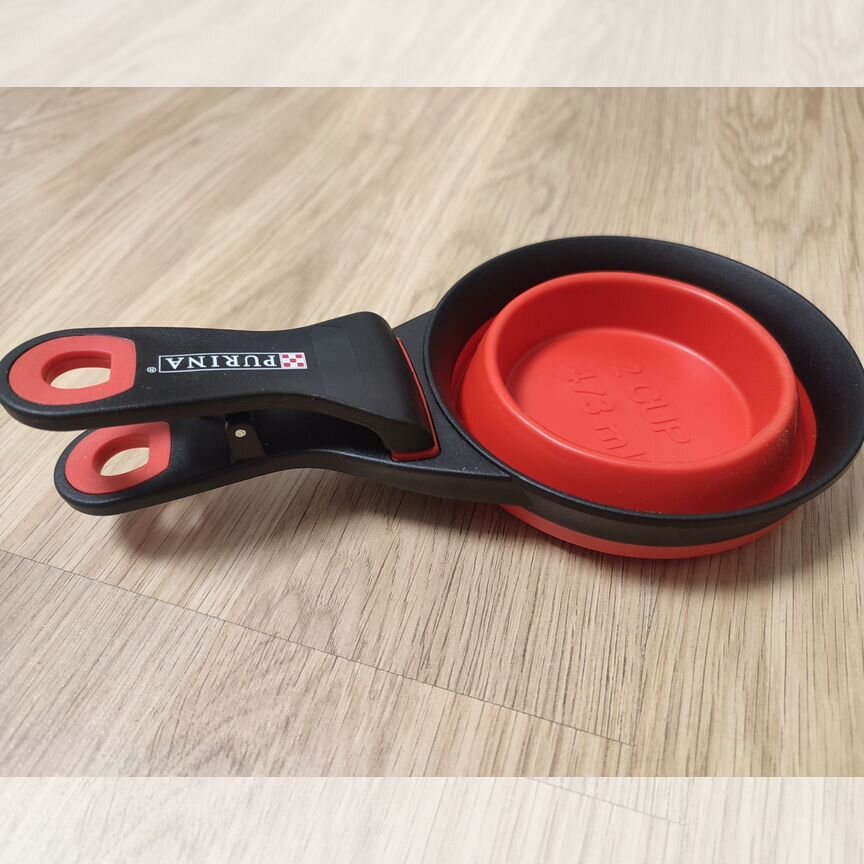 Совок-клипса с логотипом Purina