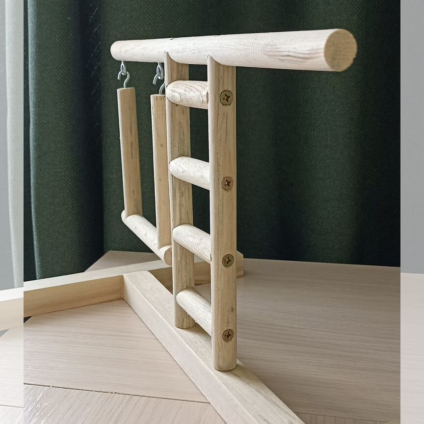 Игровая площадка для попугаев