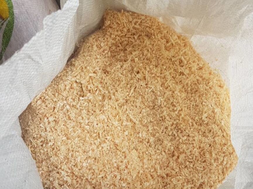 Сухие опилки