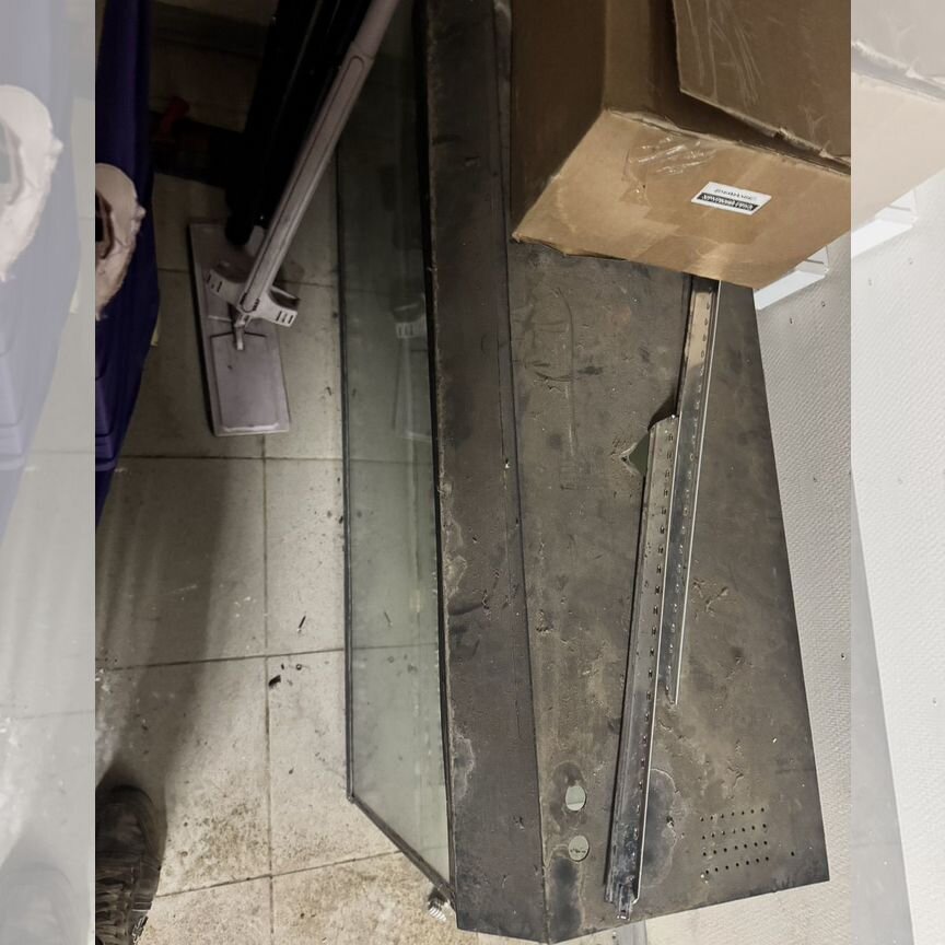 Аквариум с декорациями