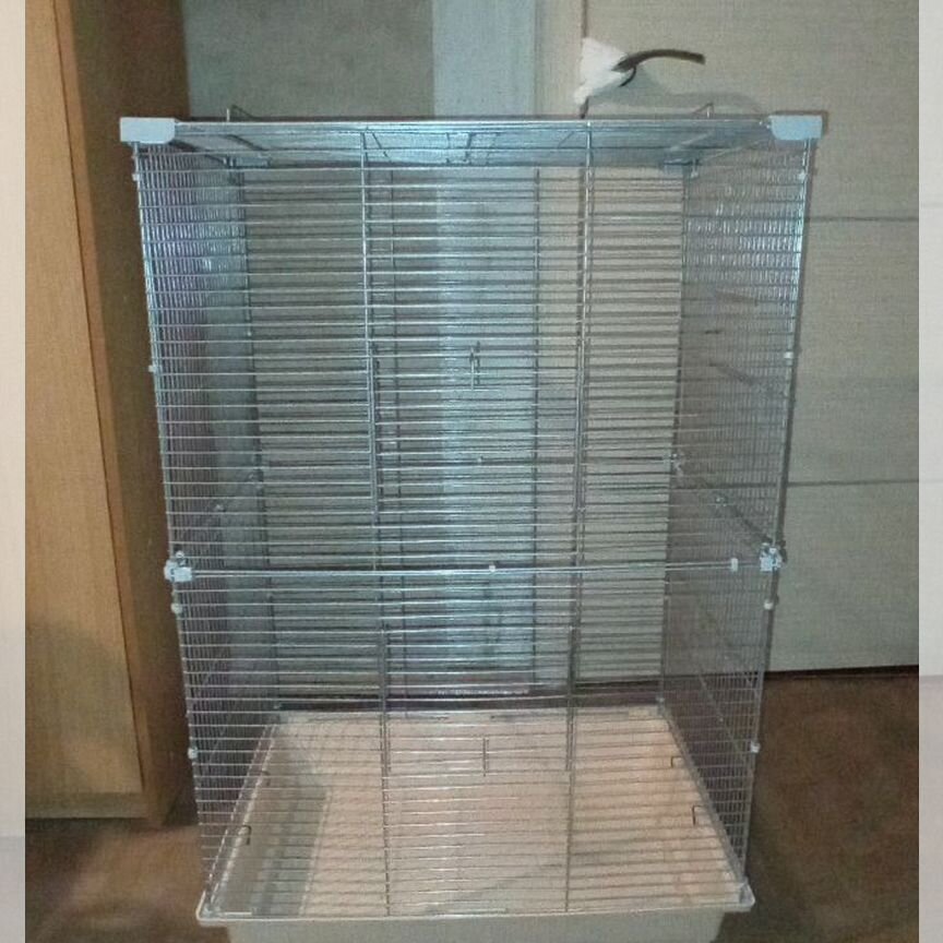 Клетка для попугаев