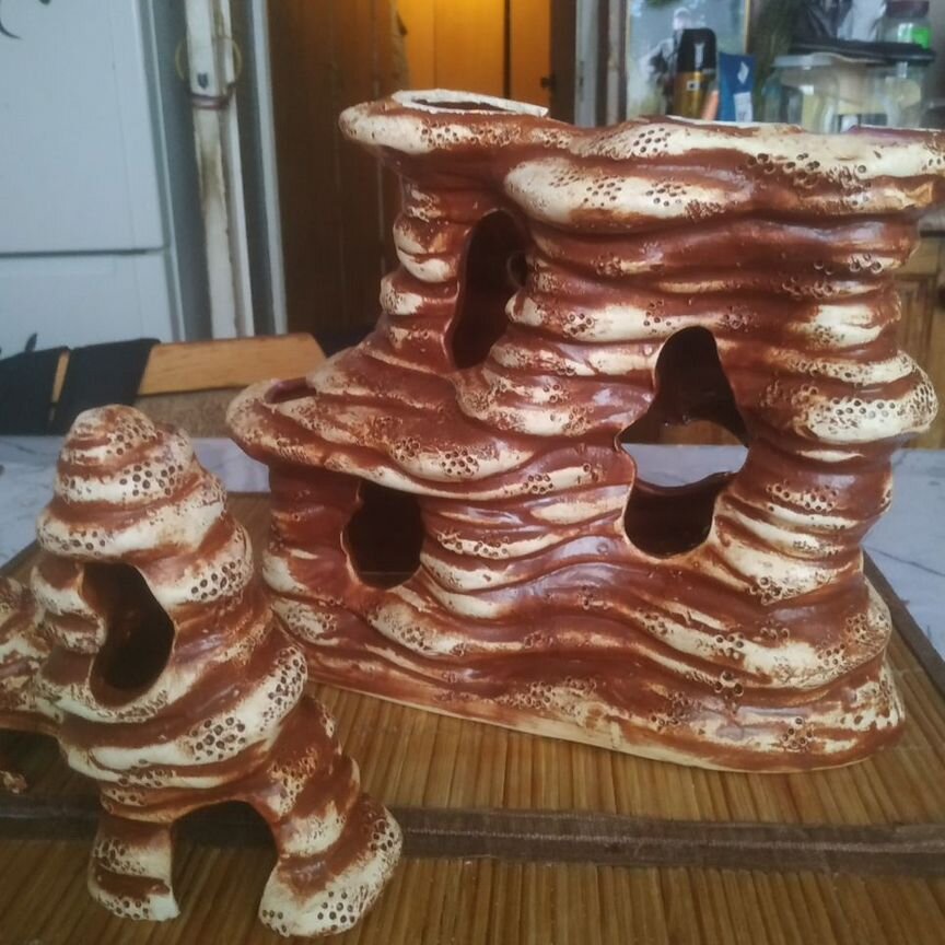 Большое украшение в аквариум