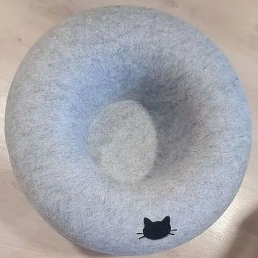 Домик бублик из войлока