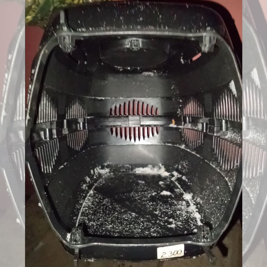 Переноска для кошек и кроликов пластиковая