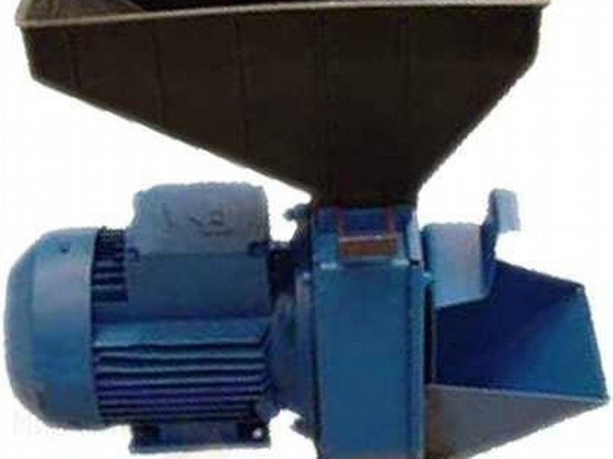 Кормоизмельчитель 2500 Вт Зернодробилка 3 в 1