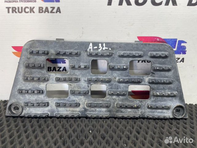 9436660028 Площадка подножки Mercedes-Benz Actros купить в Холмской ...