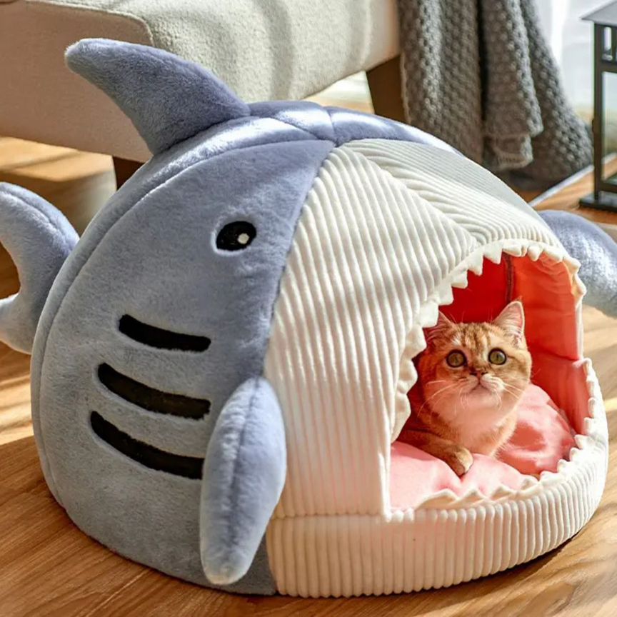 Домик для кошек и собак