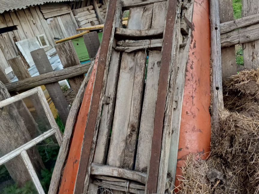 Сани и телега для лошадей