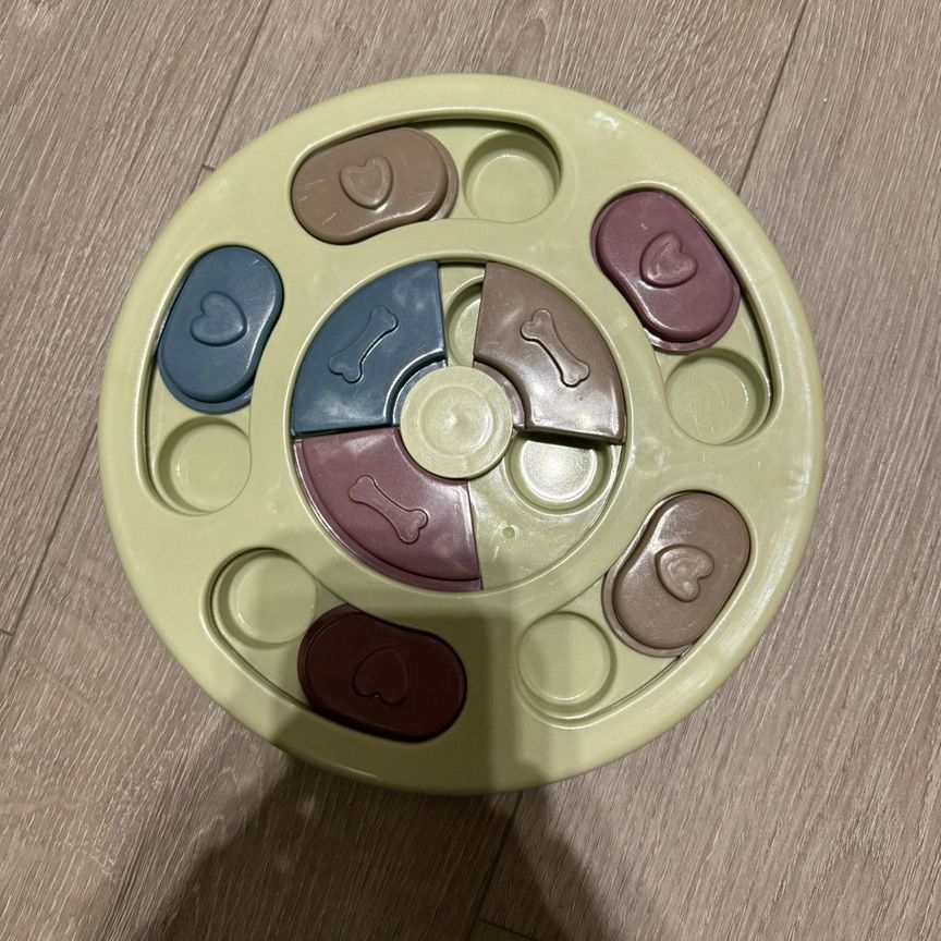 Интерактивная миска для животных