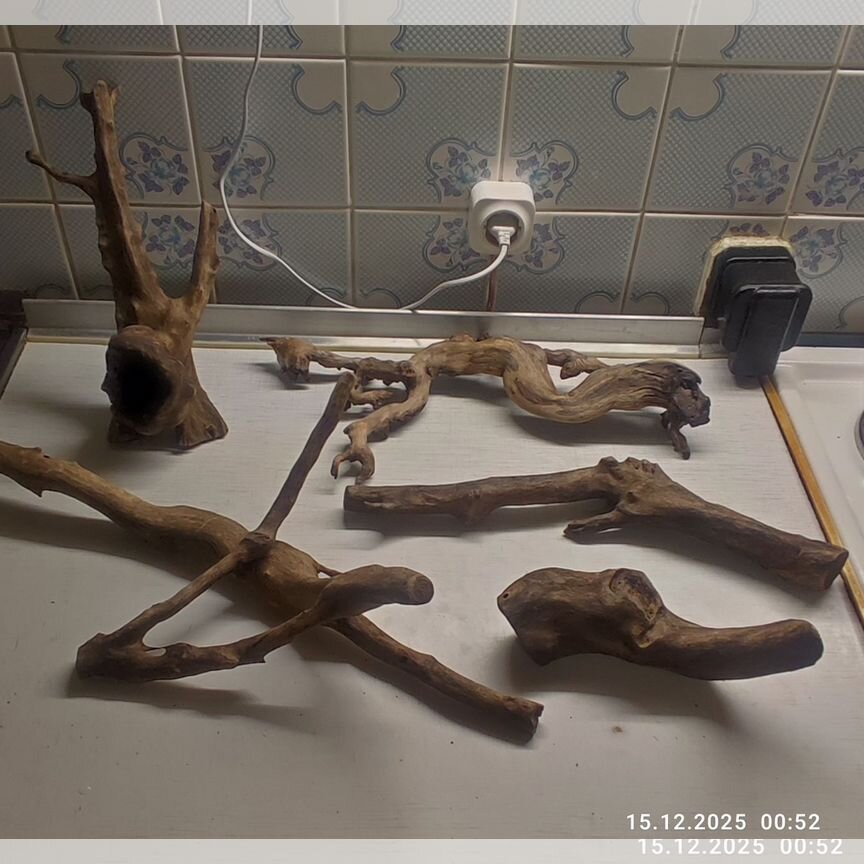 Коряги в аквариум