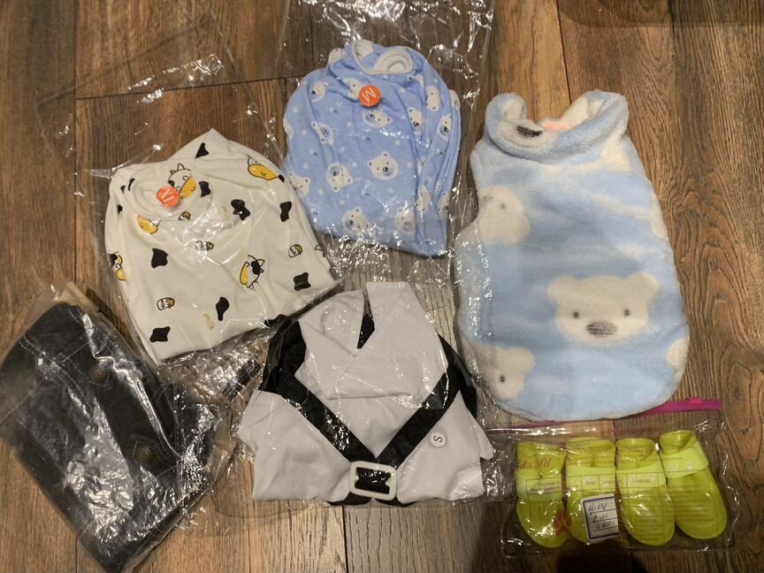 Одежда для маленьких собак