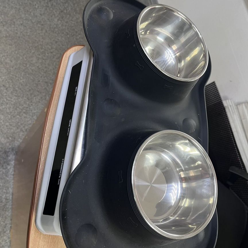 Миска stefan 2*0.8л(силикон.основание)