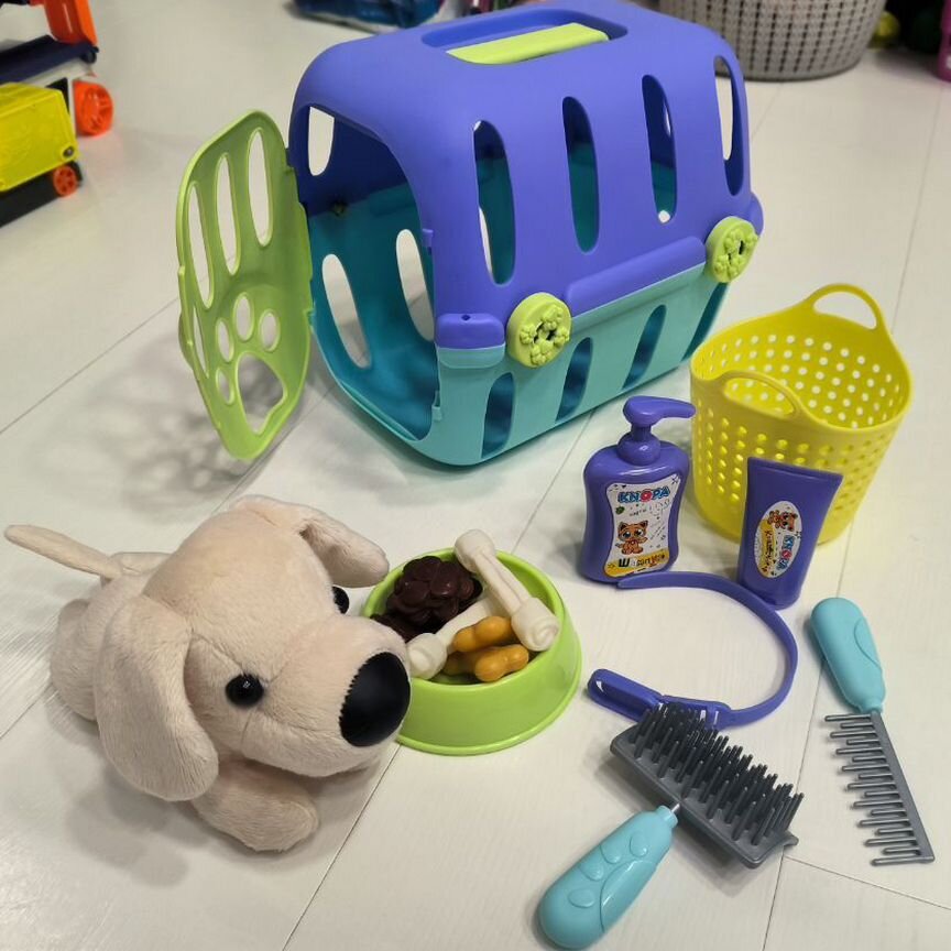 Собачка в переноске