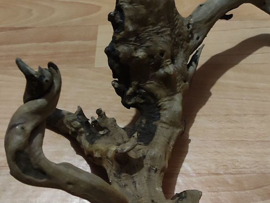 Коряга в аквариум