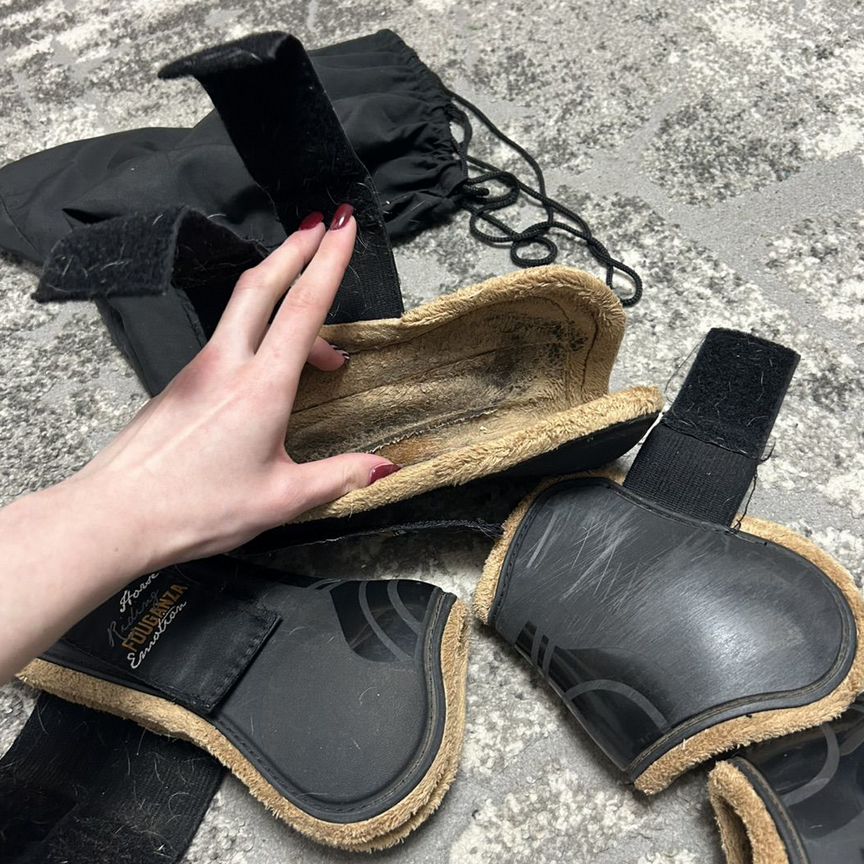 Ногавки для лошади