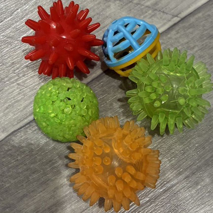 Мячики для кошек