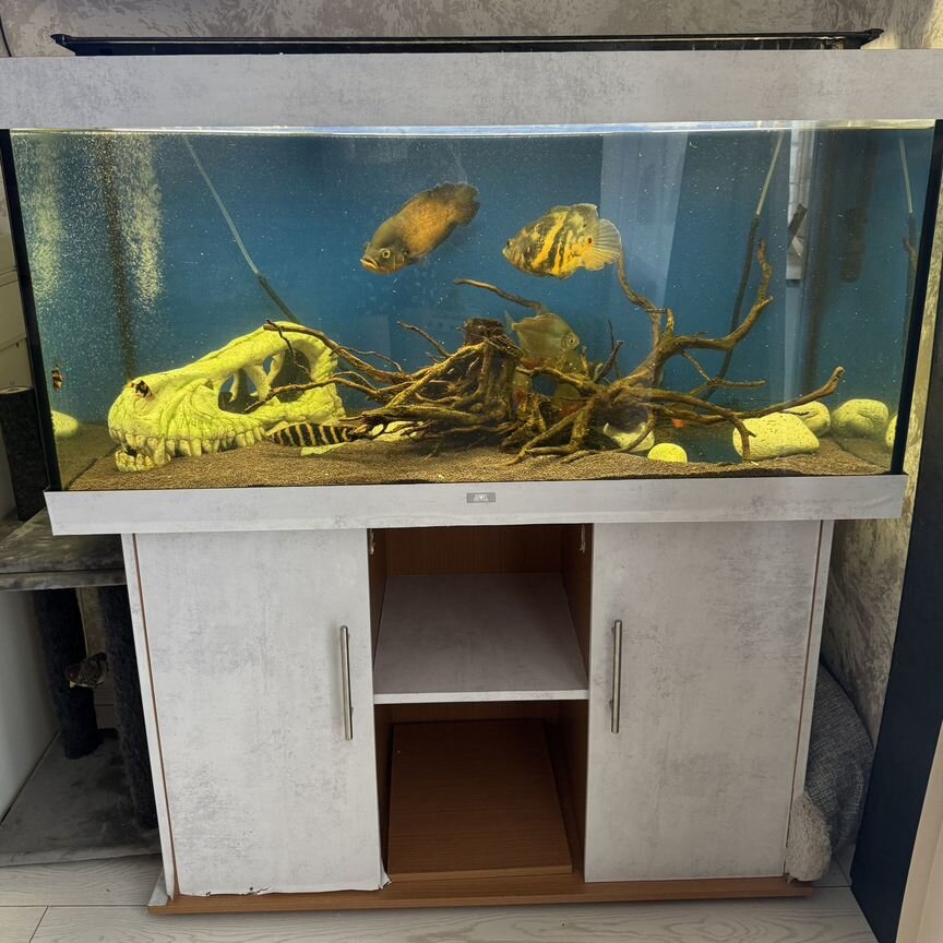 Аквариум с тумбой 300 литров