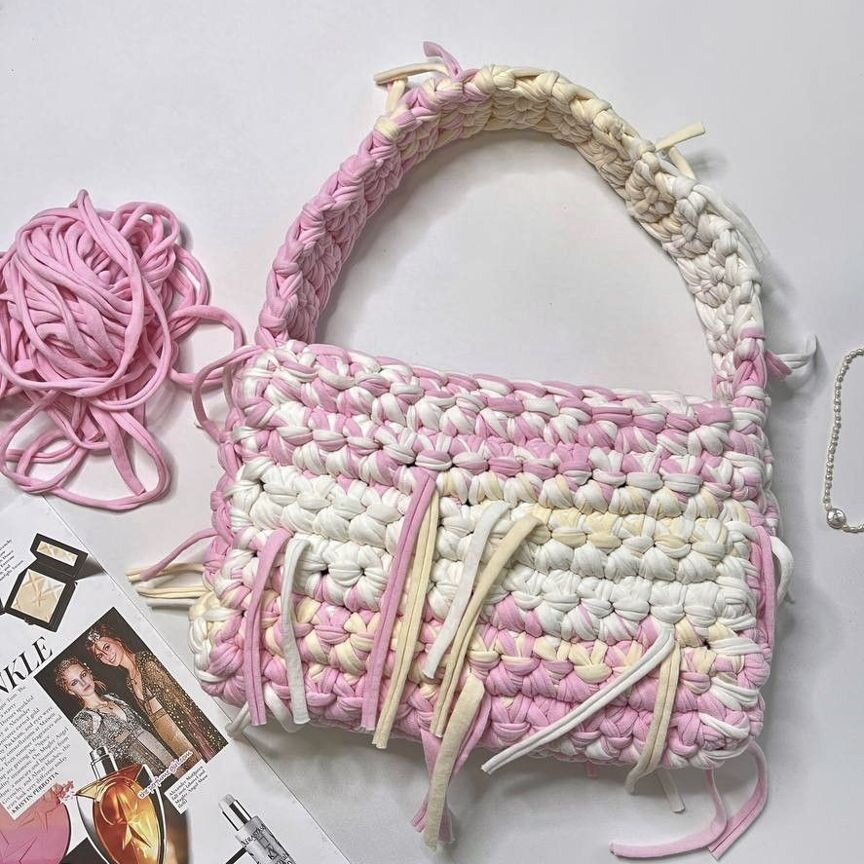 Сумка из трикотажной пряжи Pinterest