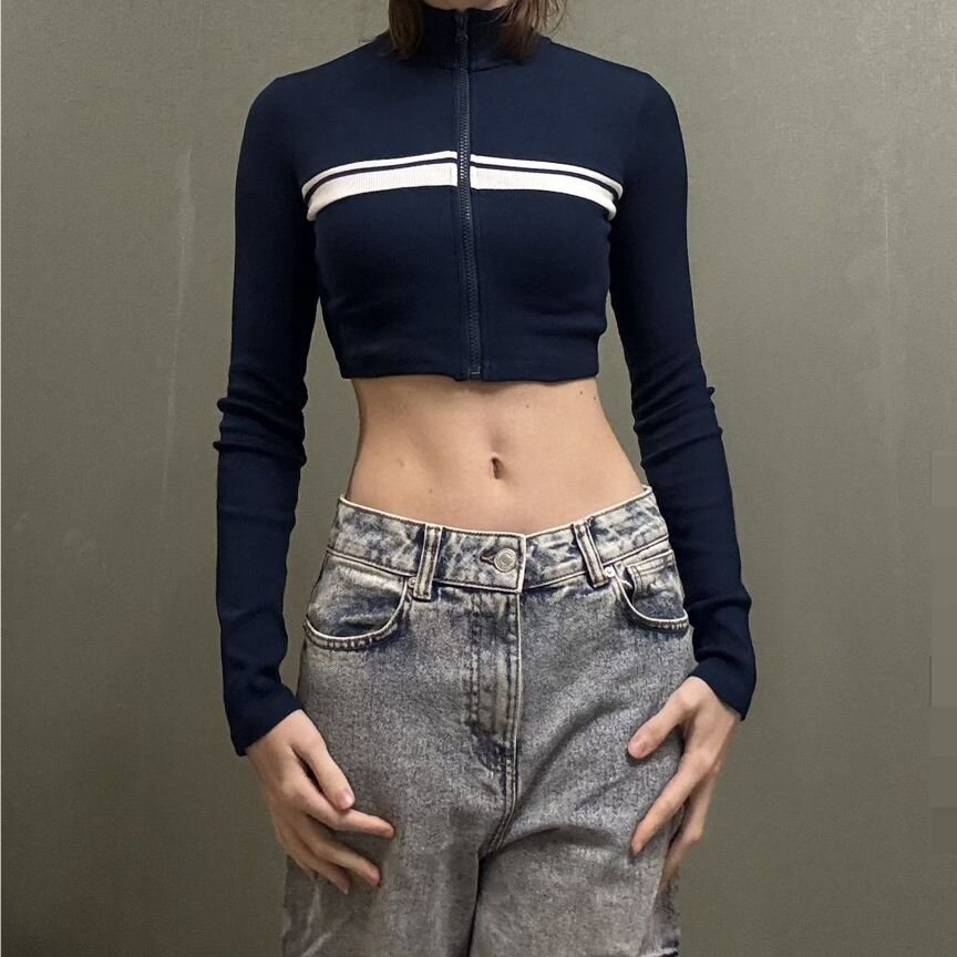 Кроп топ с длинным рукавом