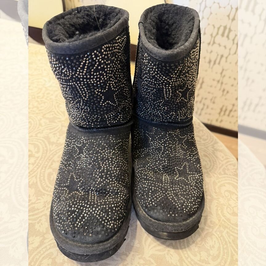 Угги, ботинки, кроссовки