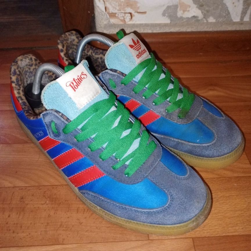 Кеды adidas politics