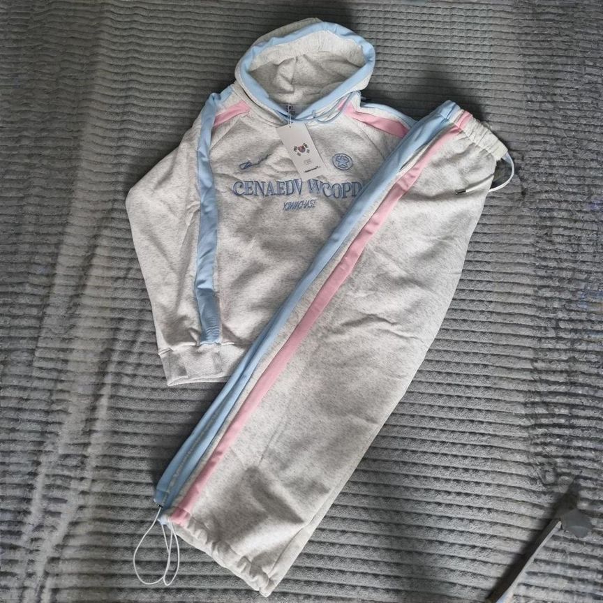 Костюм Корея 42-46 на флисе