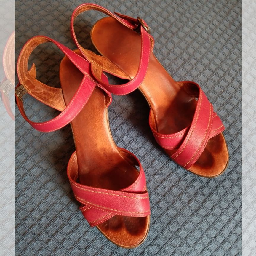 Босоножки женские 40 размера