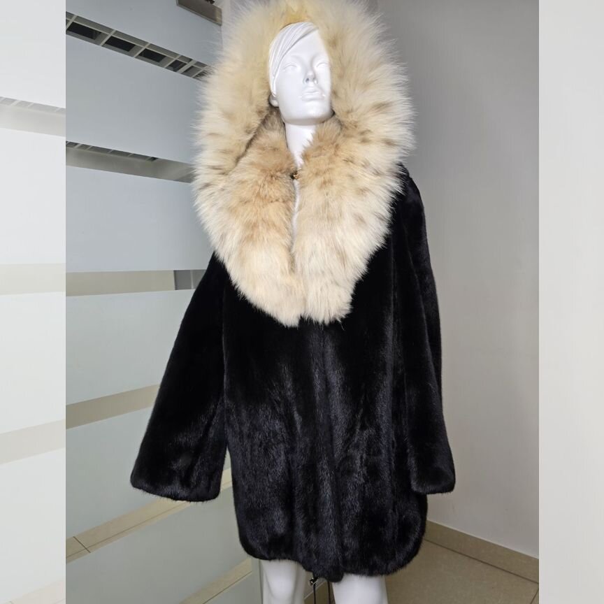 Норковая шуба с рысью 48'50'52 р. длина 82 см