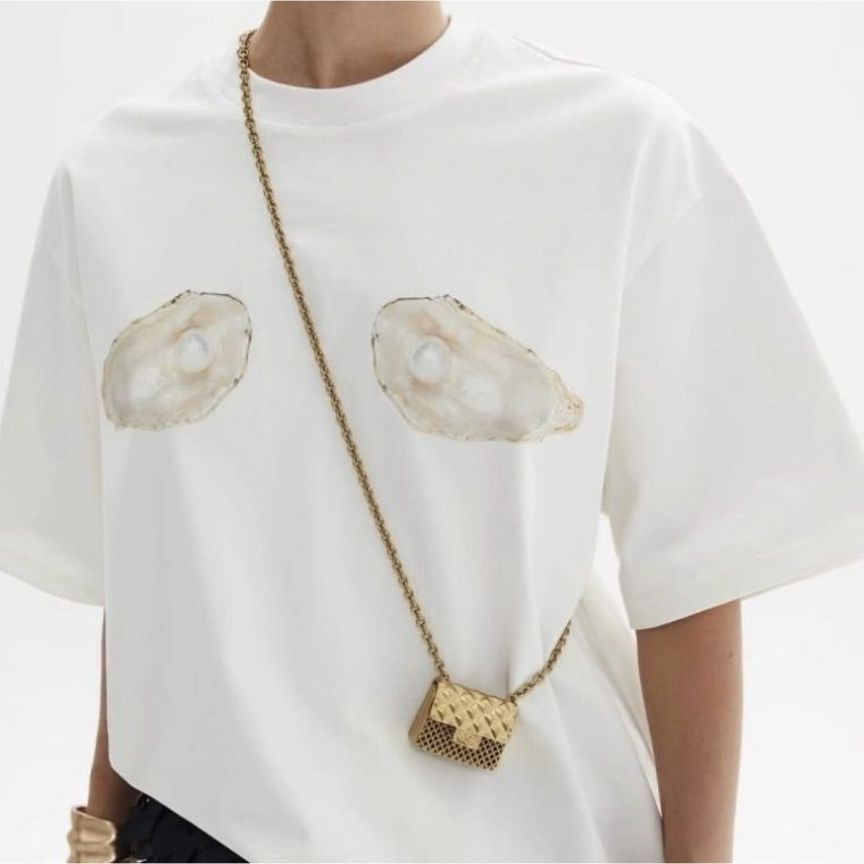 Футболка женская